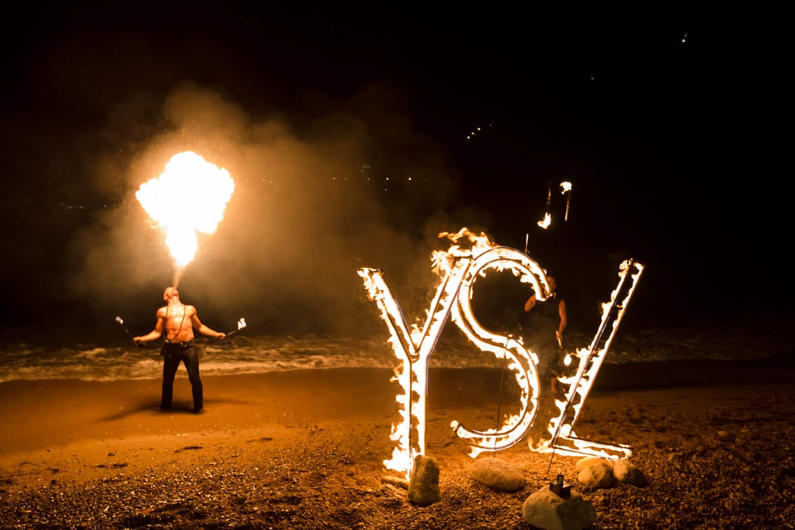 Cracheur de feu | Jongleur de feu | Spectacle de feu | Eklabul 06